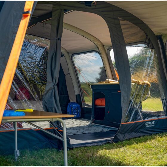 T46 self inflating smart tent • OPUS Smart Tents