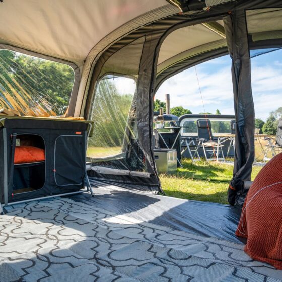 T46 self inflating smart tent • OPUS Smart Tents