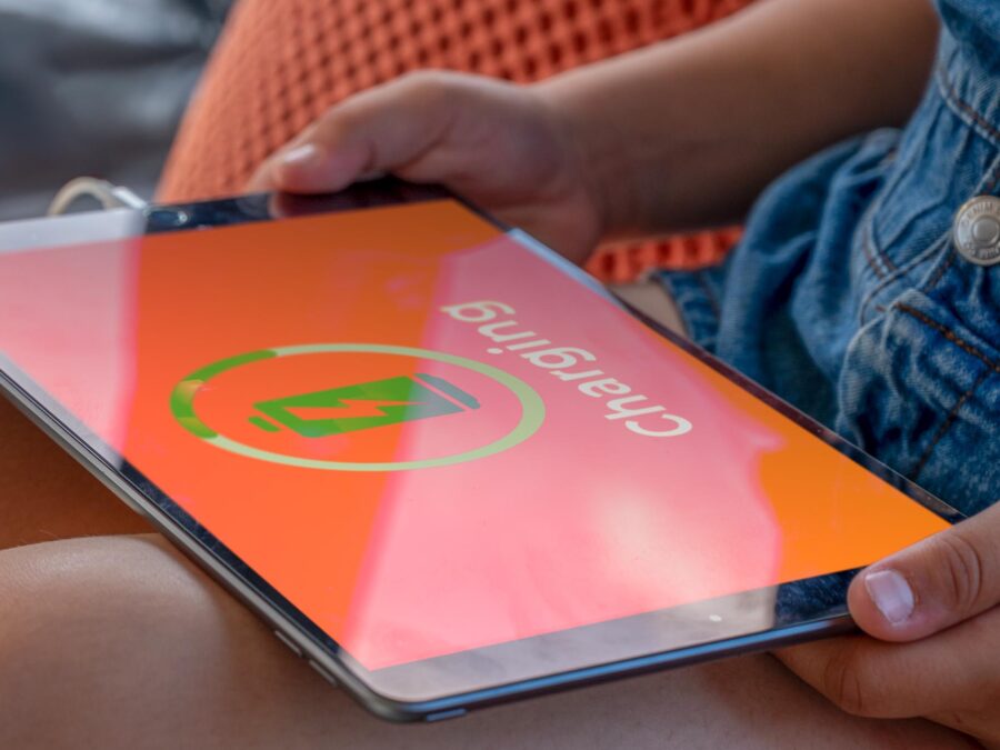 T24 self inflating smart tent • OPUS Smart Range